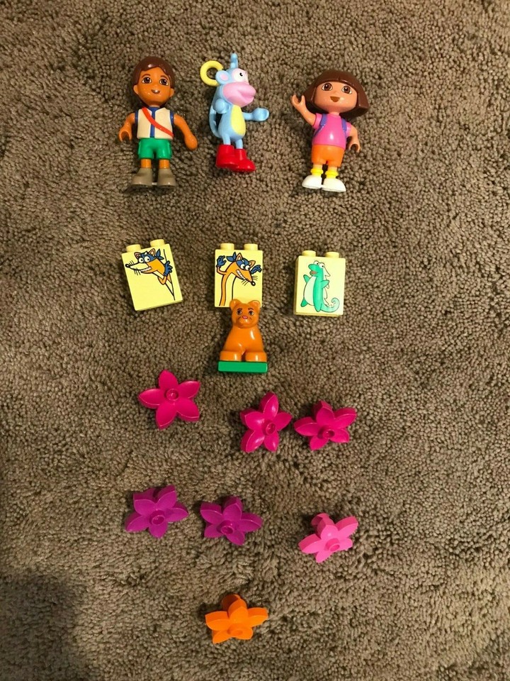 Lego 7332 & 7333 sets Dora the Explorer Dora and Boots at Play Park ...