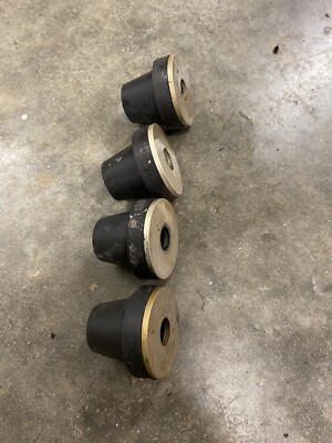Evinrude Johnson Rubber Motor Engine Mounts Grommet Set of 4 Washers ...