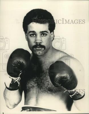 1988 Press Photo Boxer Bobby Czyz of Wanaque, New Jersey - nos08813 | eBay