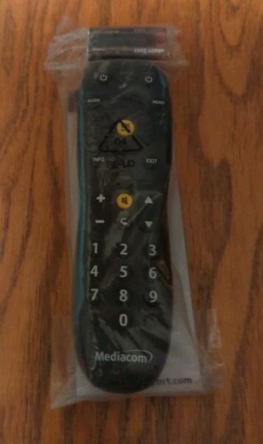 NIP Mediacom Plus RF URC2068BC2-Remote Control Black Never Used Incl ...