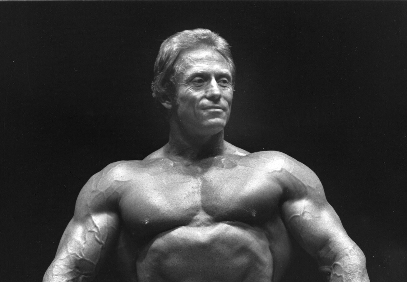 Ken Waller-IFBB Pro 1981 Mr. Olympia Contest-One Original 8X10 B&W ...