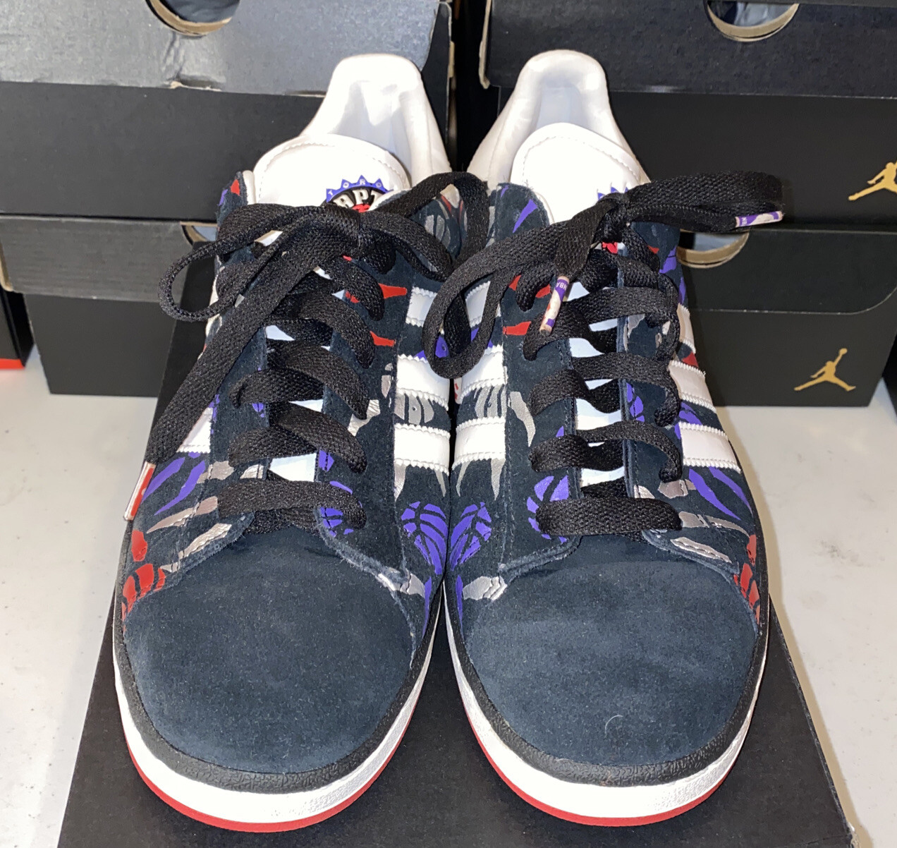 RARE~Adidas NBA SERIES CAMPUS TORONTO RAPTORS basketb… - Gem