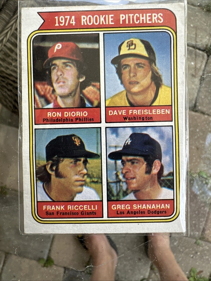 1974 Topps - Rookie Pitchers Dave Freisleben, Frank Riccelli, Greg ...