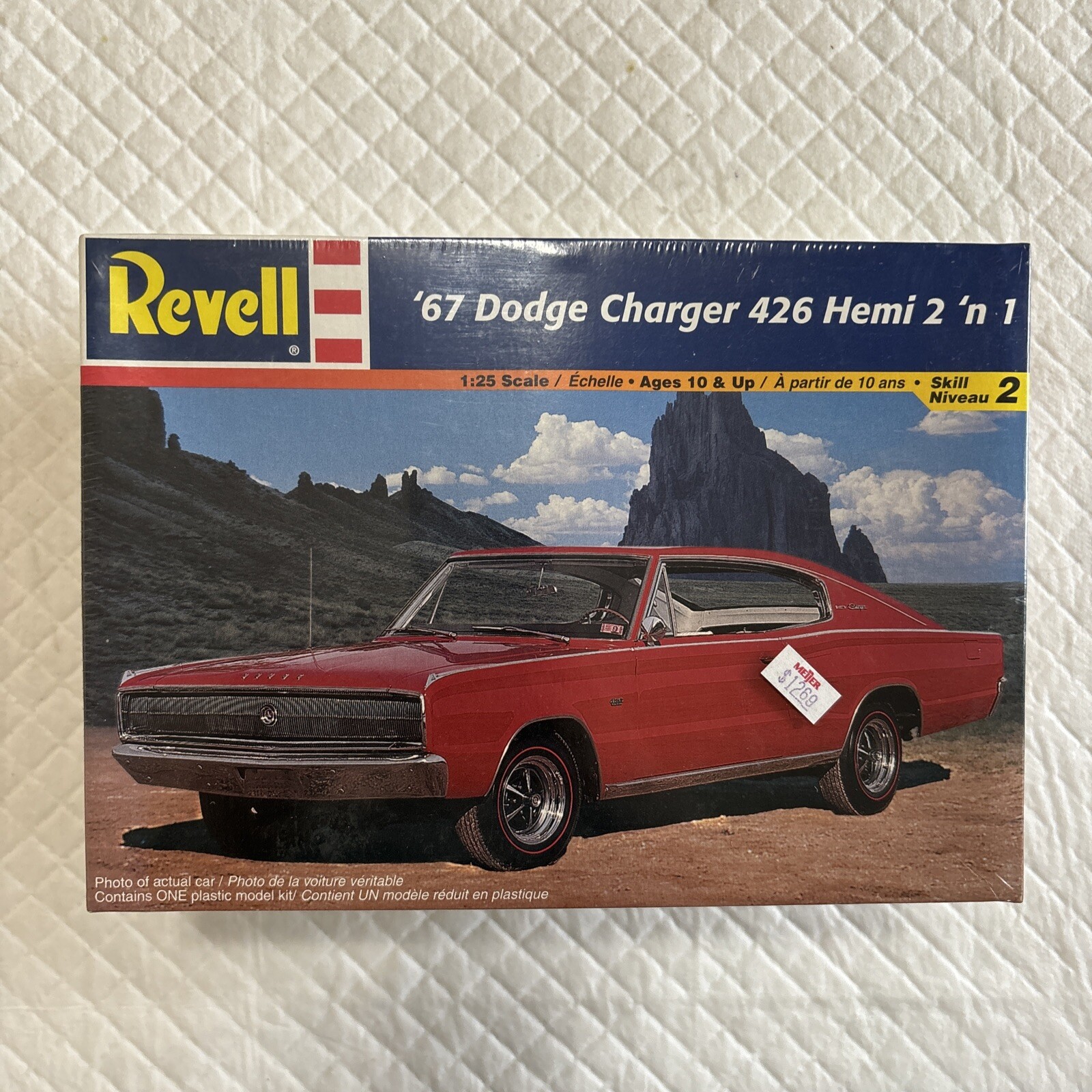 '67 Dodge Charger 426 Hemi 2 'n 1 1:25 Scale (85-7669) Model Kit Revell ...