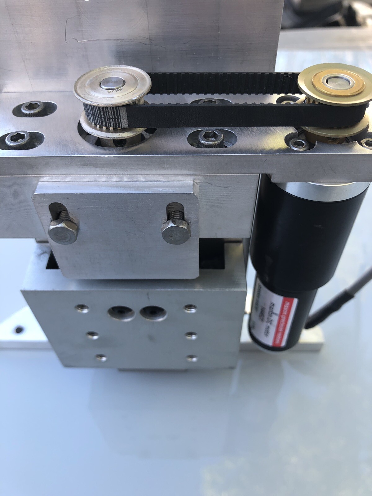ALM SPA-80853-01 Leadscrew Crossed Roller Slide With Maxon 166174 ...