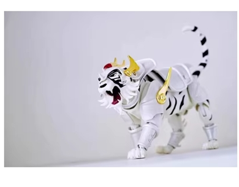 Ronin Warriors Ryo of the Wildfire Inferno Armor Seiji Date PVC Action ...