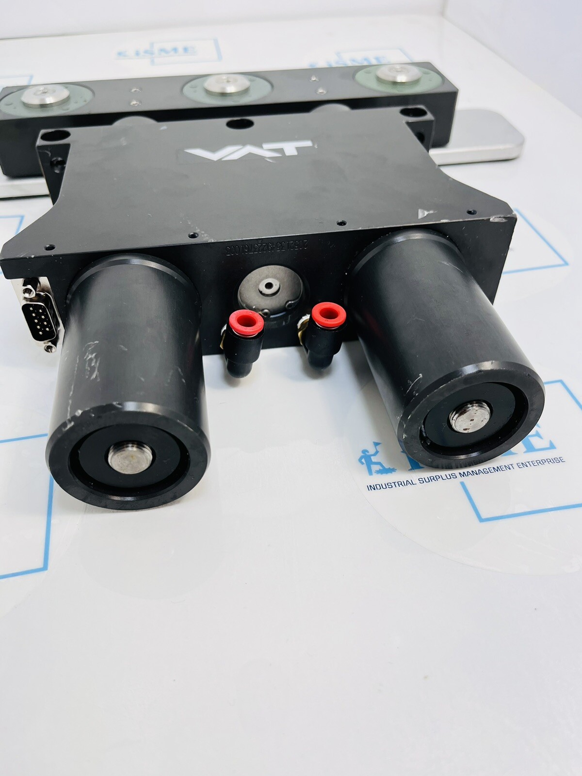 VAT 07512-UA24-0002 Rectangular Atmospheric Door L-VAT Pneumatic Valve ...