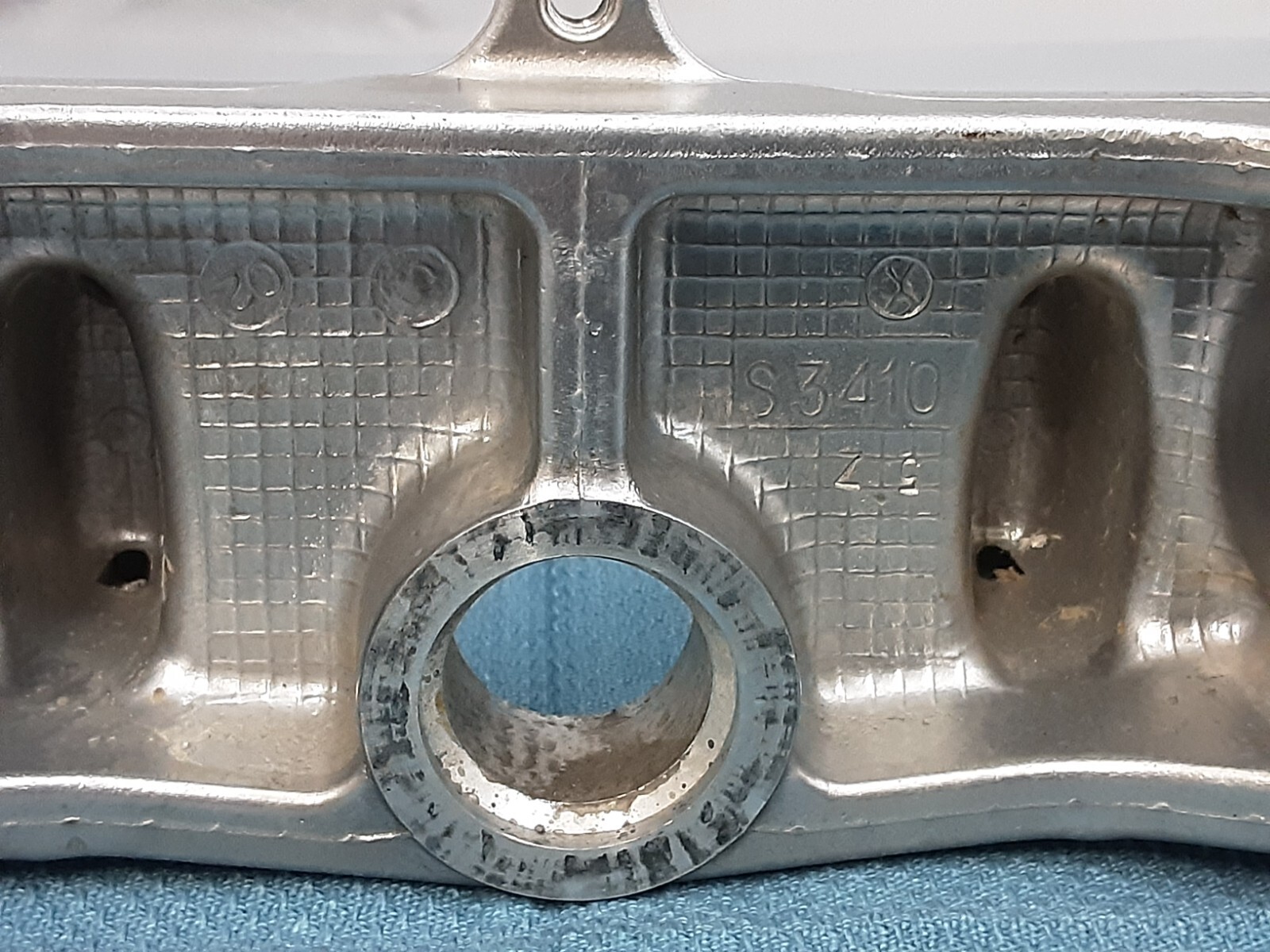 SUZUKI S3410 STEERING STEM HEAD FORK TRIPPLE TREE CLAMP RM125 RM250 ...