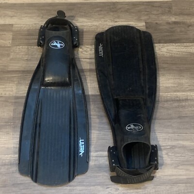 DACOR ULTRA Diving Snorkeling SCUBA Fins Medium Made In Italy BLACK ...