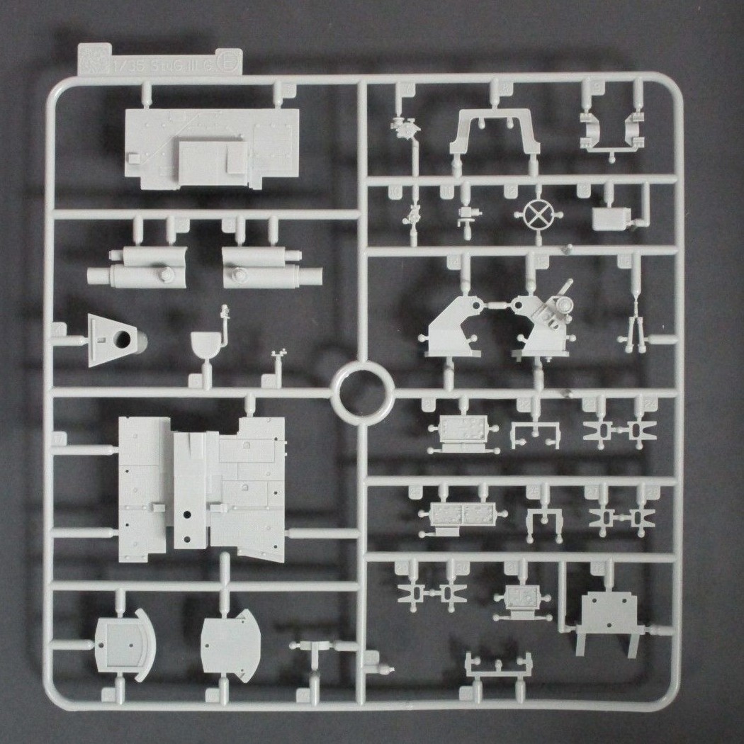 Dragon 1/35 Sd.Kfz.167 StuG.IV Last Production Parts Tree E from Kit No ...