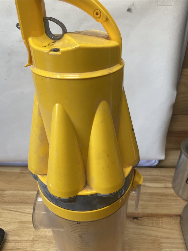 GENUINE DYSON DC07 VACUUM CYCLONE & BIN ASSEMBLY - 904861-55 904476-09 ...