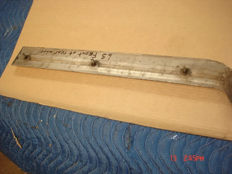 1965 Olds Cutlass F85 442 Driver Side Rear Fender Trim Molding GM OEM ...