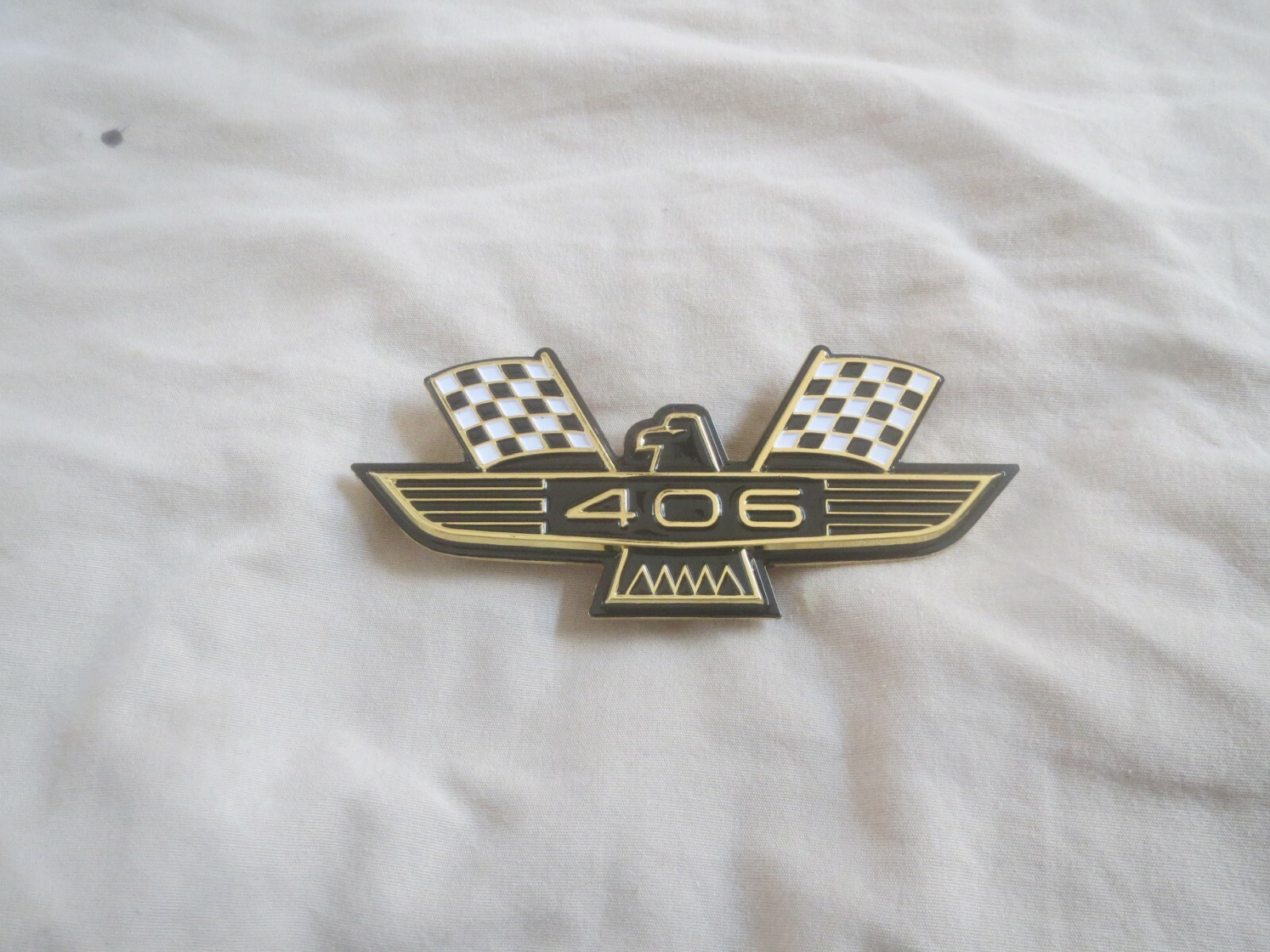 1960's FORD PERFORMANCE BIRD EMBLEM AIR CLEANER OR FENDER EMBLEM GOLD ...