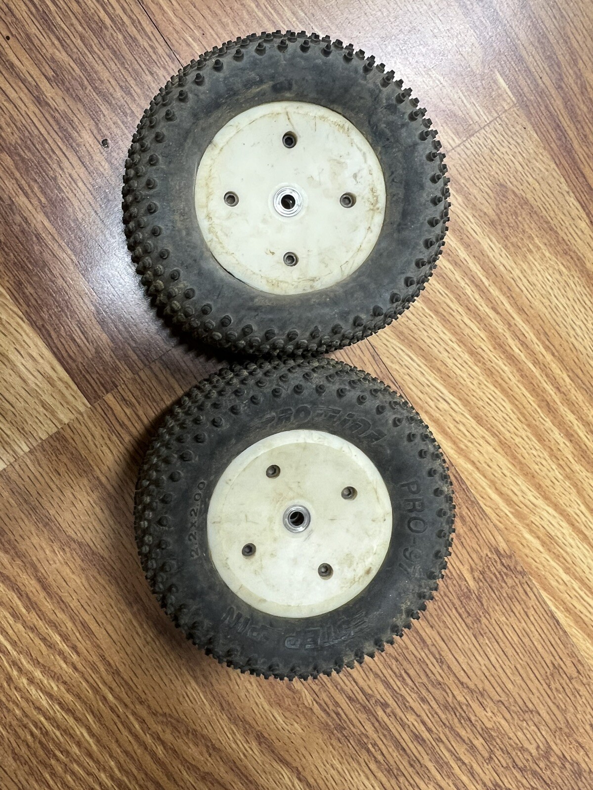 Team Associated Truck Front Tires, Rims , Pro 97 , 2.2 X 2.00 Step Pin ...