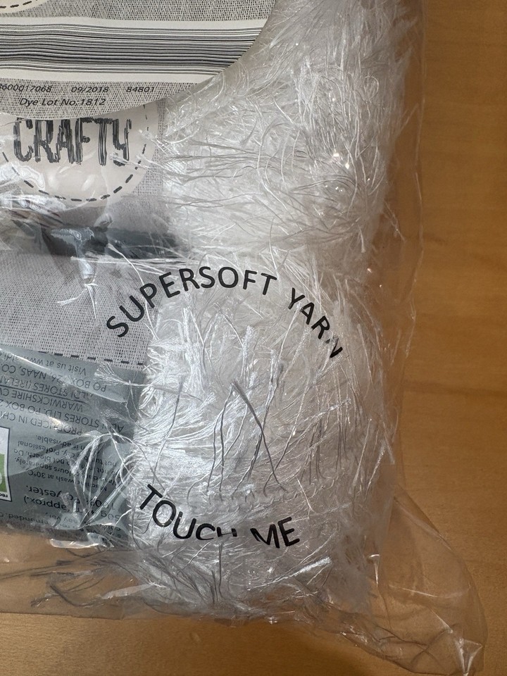 Aldi So Crafty Fancy Yarn Tinsel Snow In White 6 X 50 Gram Balls | eBay UK