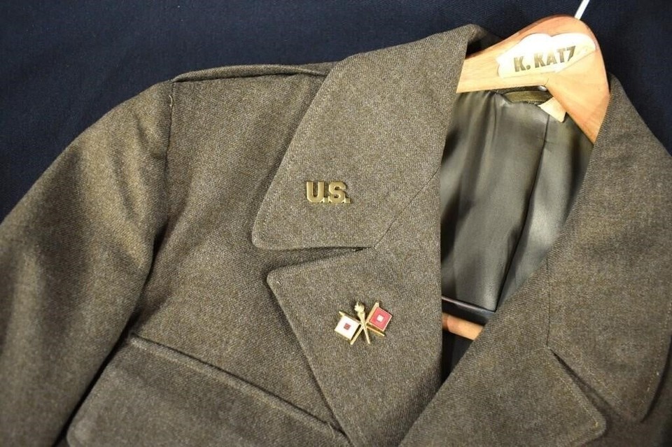 WWII US Army Uniform w Signal Corps Insignia Torch Pin Enamel | eBay