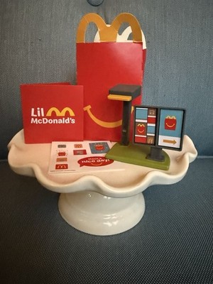 2025 McDonald's Lil McDonald's Happy Meal Toy mini DRIVE THRU w/mini ...