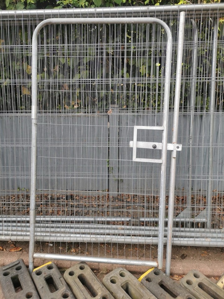 Heras (‘Harris’) fence & Gate 7 panels. Collect From Shenfield | eBay UK