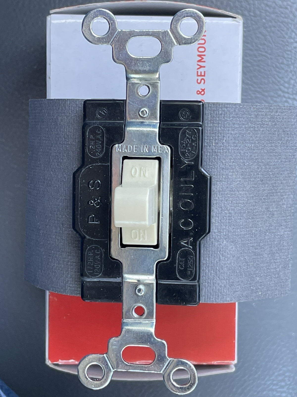 LEGRAND P&S 1250-W Single Pole Double Throw 3 Pos. Momentary Switch ...