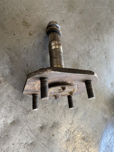 Datsun 260Z 280Z Rear Stub Axle 74 - 78 | eBay