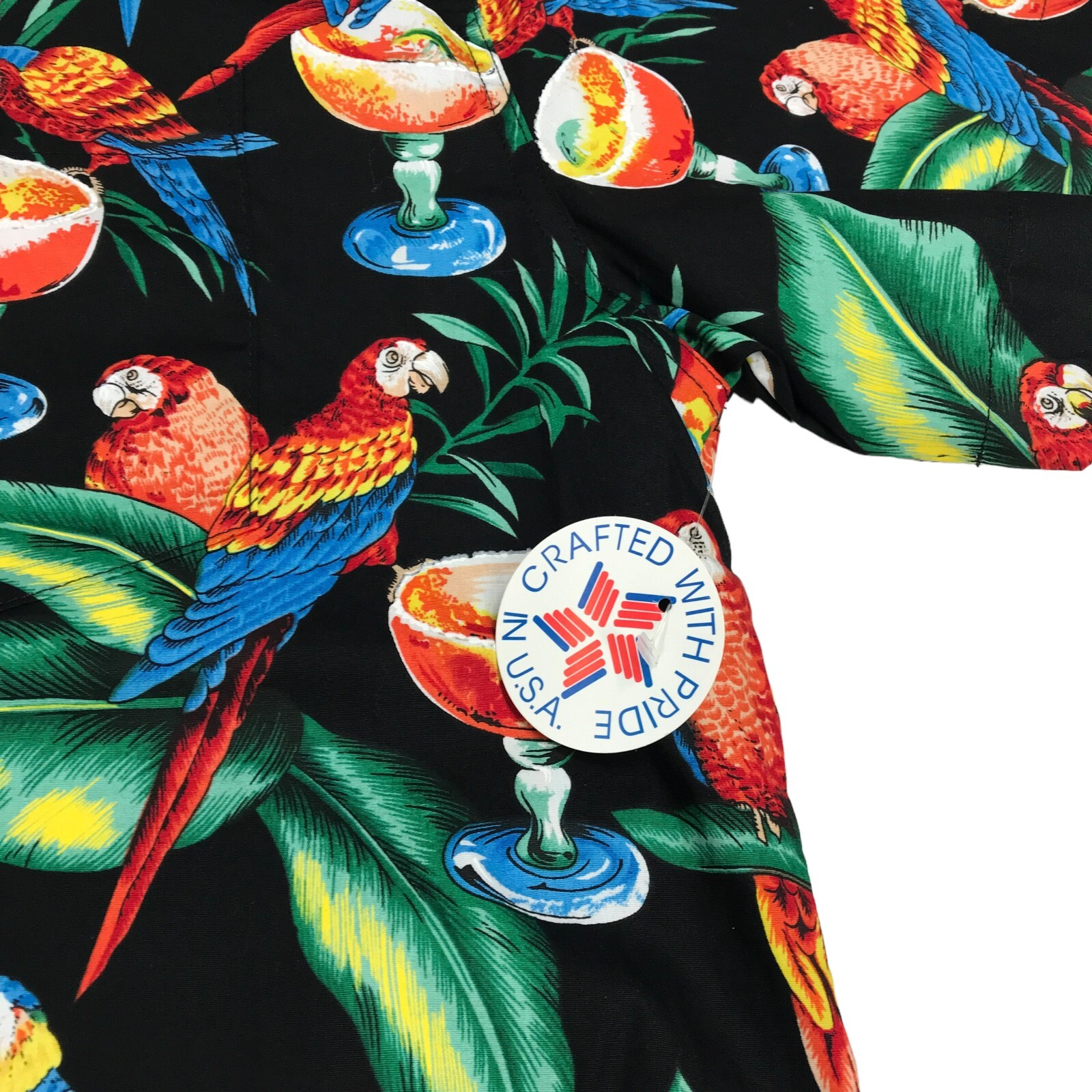 High Seas Trading Co Shirt Mens Medium Button Parrots Cocktails ...