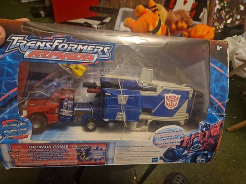 Transformers Armada Super Class Optimus Prime With Sparkplug Mini-Con ...