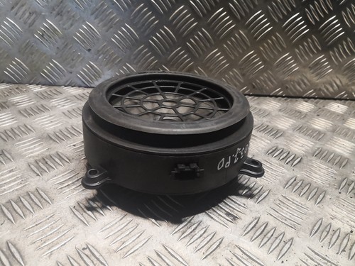 MERCEDES-BENZ C Class W203 Front Right Door Speaker 2038201102 | eBay