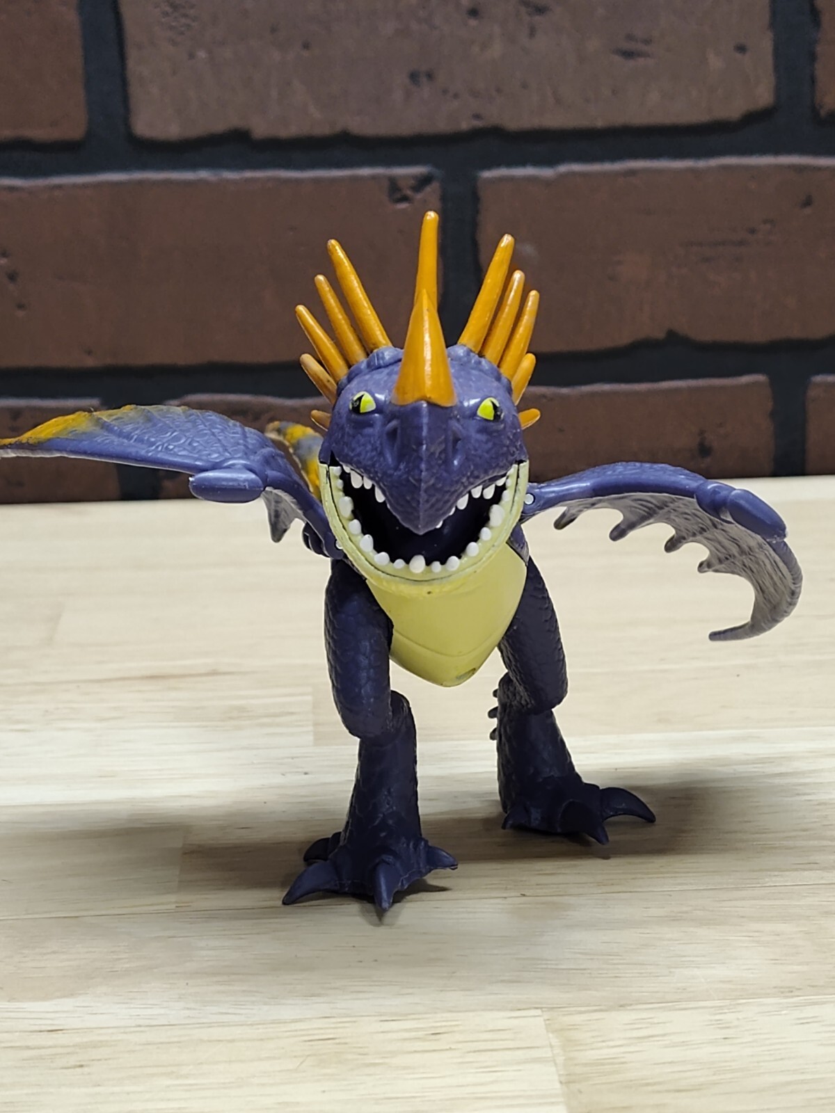How to Train Your Dragon-Deadly Wild Nadder Purple Orange 2018 Figure ...