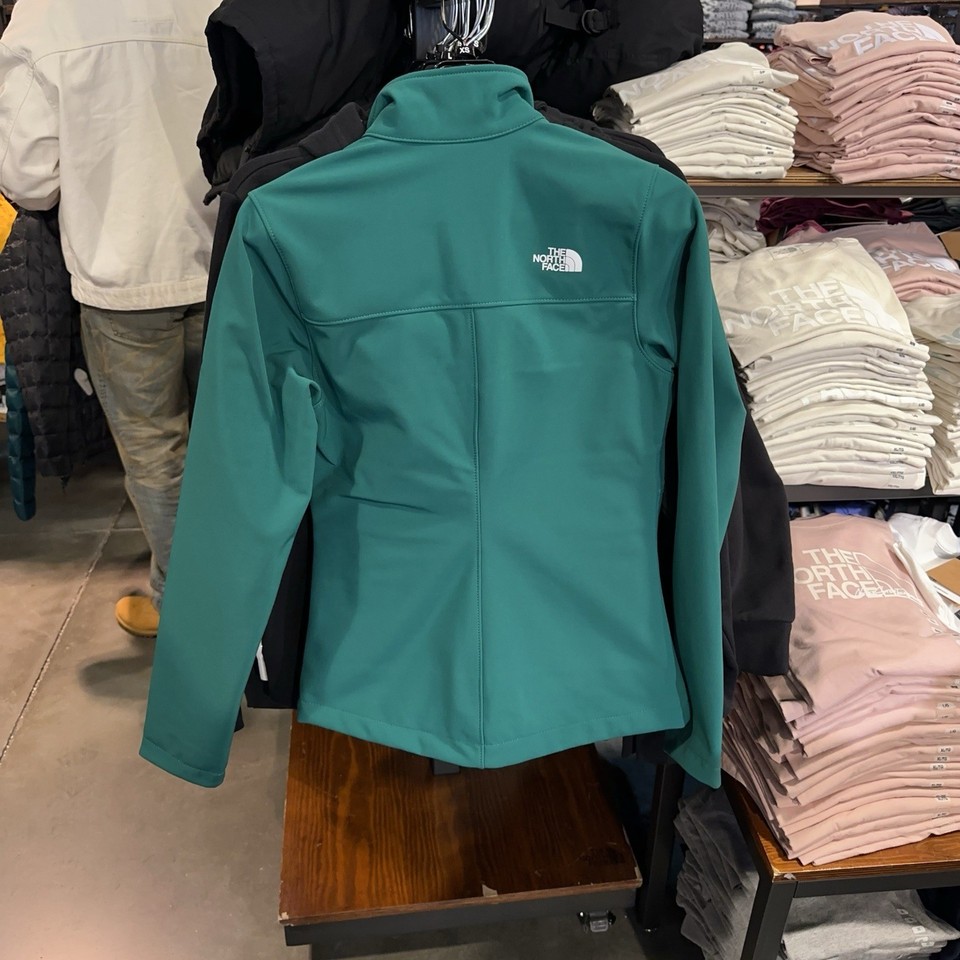 The North Face Women Slim Fit Apex Bionic Soft shell Jacket Evergreen ...
