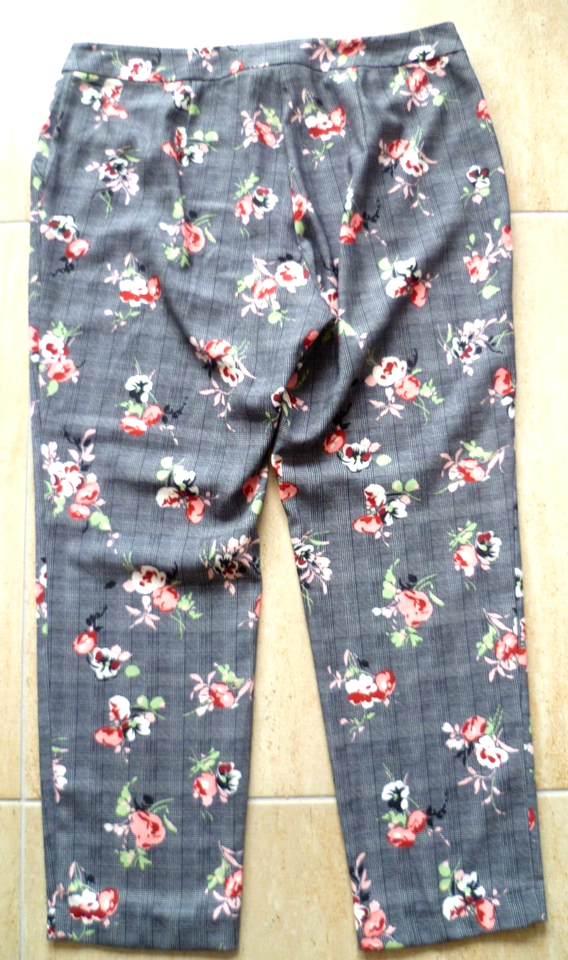 LADIES VERY SIZE 14 BLACK & WHITE FLORAL PRINCE OF WALES CHECK TROUSERS ...