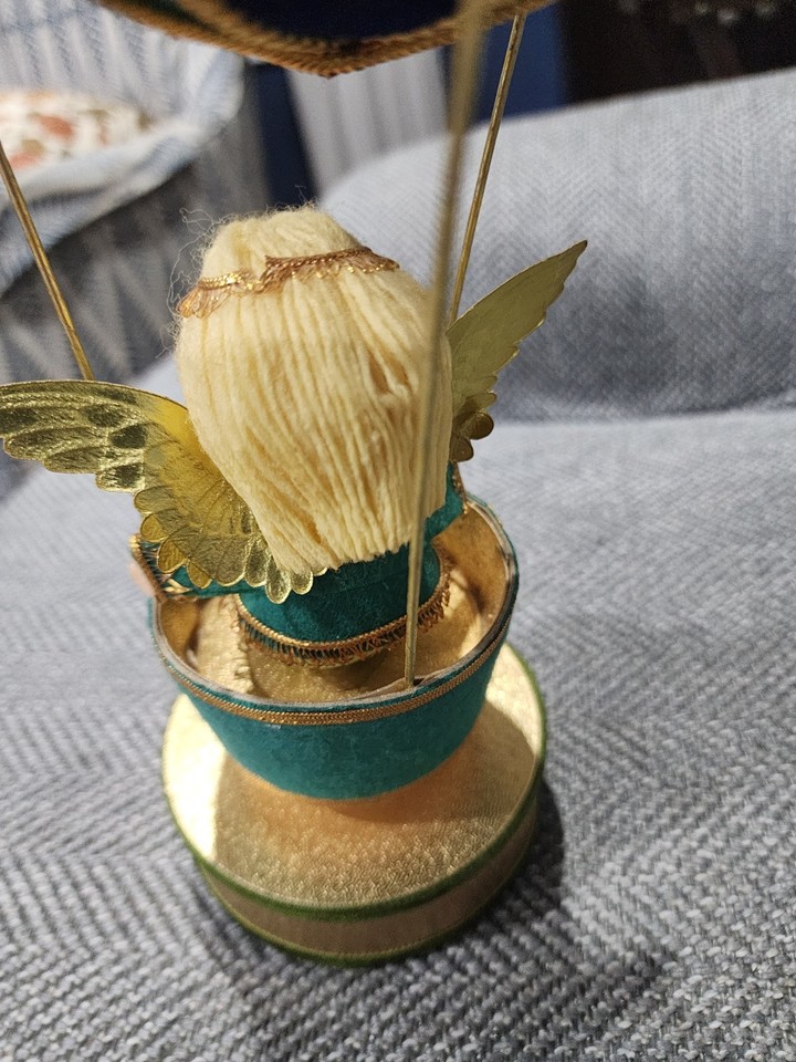 Vintage Hot Air Balloon Music Box Christmas Angel Works Silent Night ...