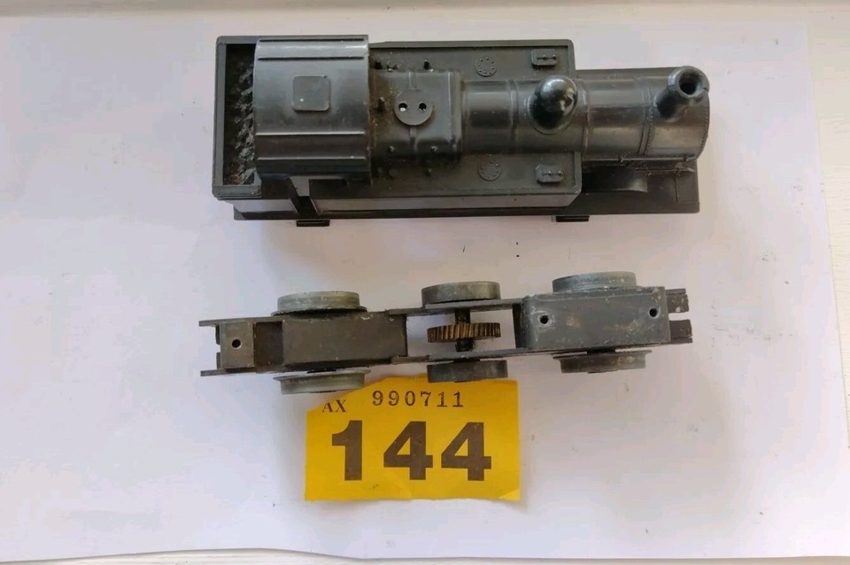 TRIANG R52 3F TANK 'JINTY' BR BLACK SCRAP YARD 144 | eBay