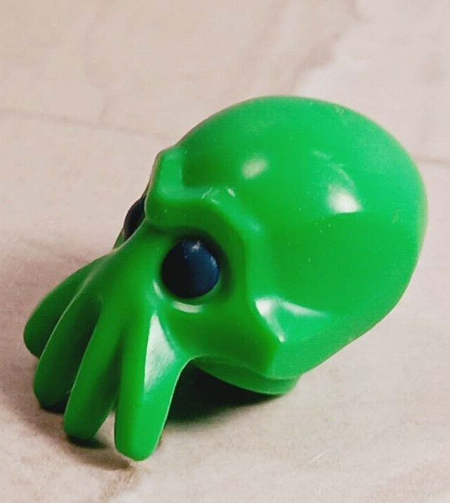 New LEGO Octopus Face Space Alien Head Big Blue Eyes Bright Green ...