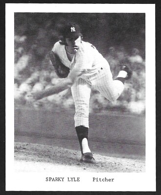 Sparky Lyle NEW YORK YANKEES UNSIGNED 4 x 5 ORIGINAL STAFF PHOTO #4 | eBay