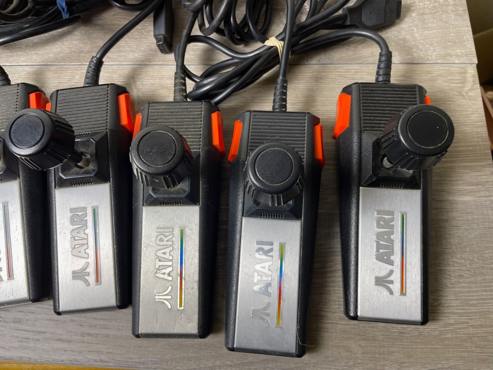 Lot of 9 Genuine Atari Pro-Line CX24 Joystick Controller 2600 7800 ...