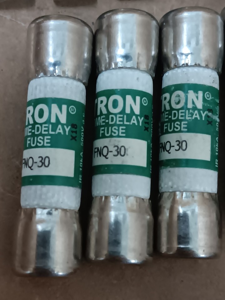 Bussmann Fuses FNQ & LP-CC Various Types Lot Of 20 See Description | eBay