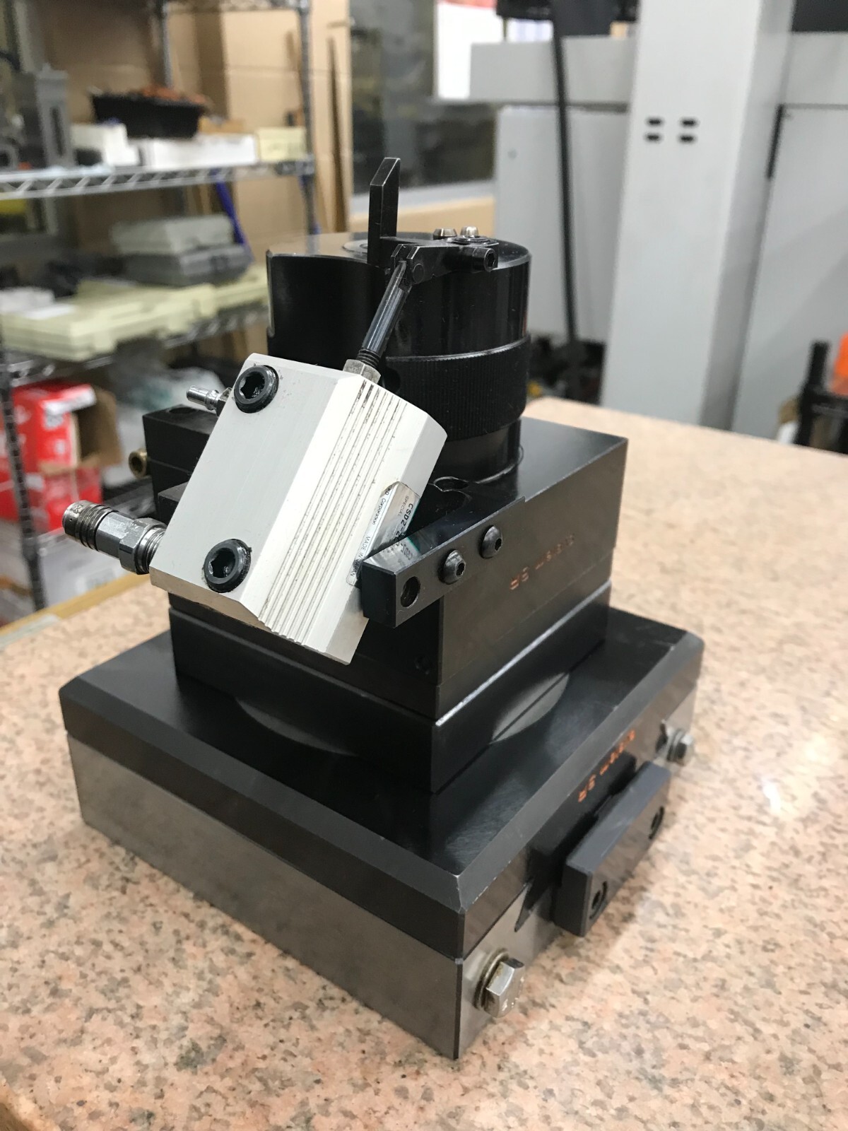 System 3R sinker Edm 321-H1 20mm Dovetailed chuck with mounting plate ...