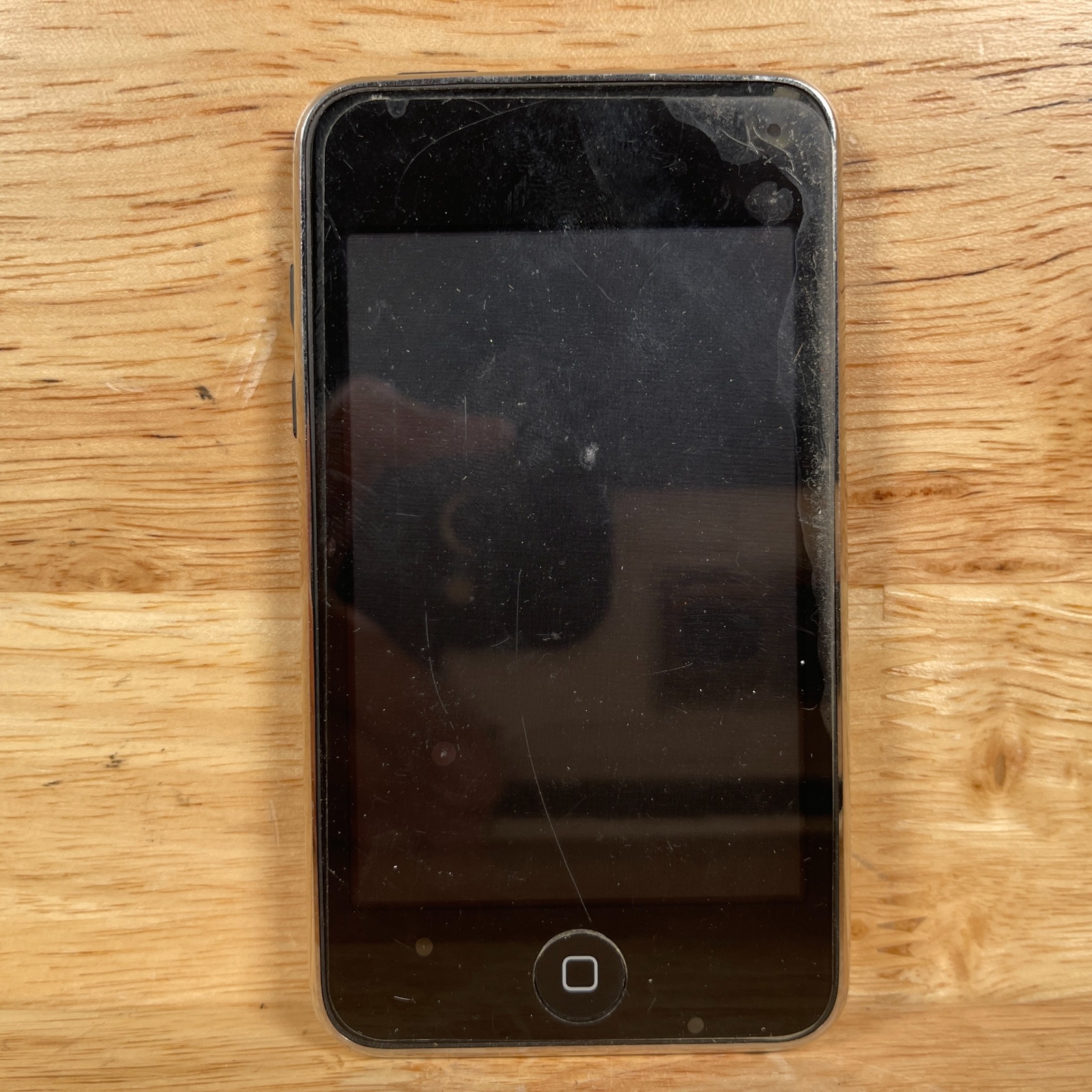 Apple iPod Touch (2nd Gen) A1288 3.5" LCD 16GB Multimedia Player | eBay