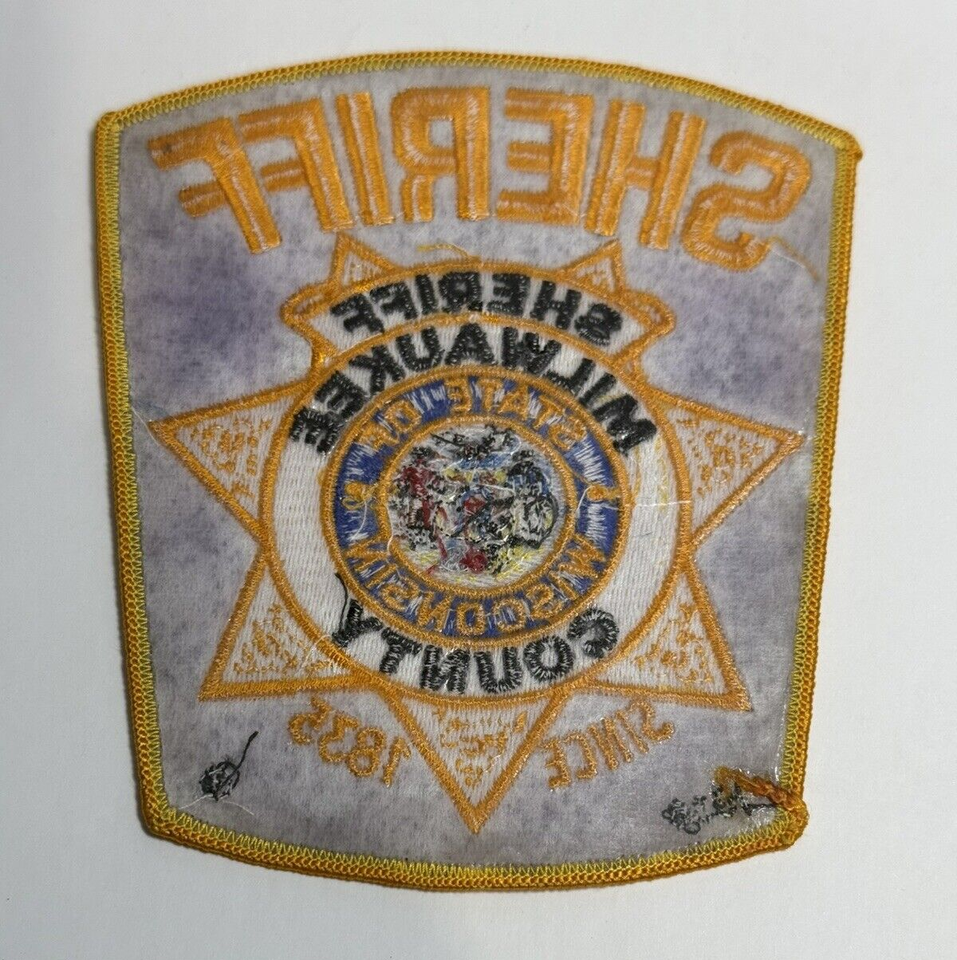Milwaukee County, Wisconsin Sheriff's department shoulder patch: sheriff police | eBay