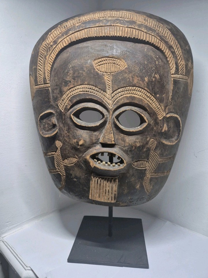 Wooden Handcarved Melenesia Paupa New Guinea Oceania Oblong Tribal Face ...