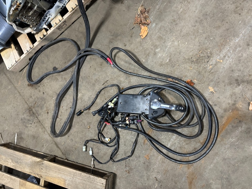 2008 Yamaha F350 V8 4-Stroke 30" Outboard Boat Motor Engine Four Stroke ...