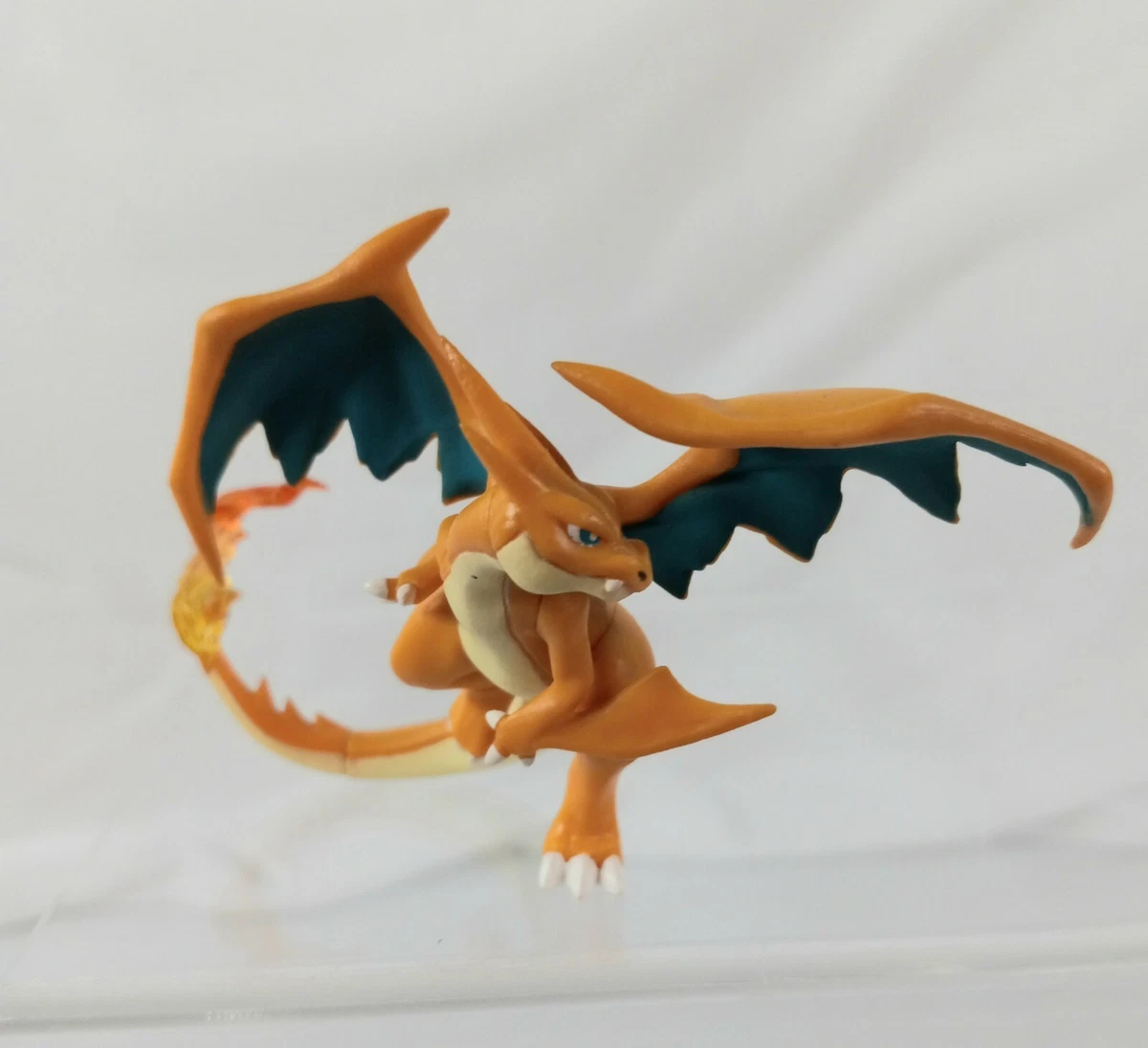 Pokemon Y Mega Charizard