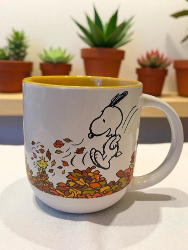 Snoopy Fall Autumn Leaves 18 Ounce Mug 2022 Charlie Brown Woodstock ...