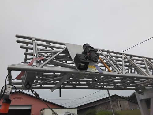 Aluma Tower T 100 Trailer Mounted TM 51 88 Foot Mobile Tower With Mast ...