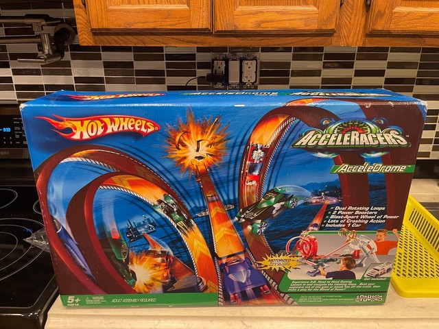 Hot Wheels 1:64 AcceleRacers AcceleDrome Playset - H3618 for sale ...