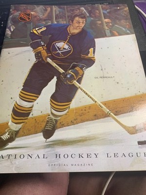 3/30/72 PHILADELPHIA FLYERS VS BUFFALO SABRES EX/MT W/CLARKE, PERREAULT ...