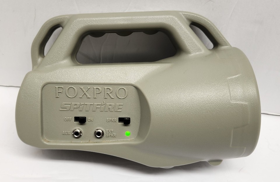 FoxPro Spitfire Electronic Game Call SF1 & Remote Control TX-24 With ...
