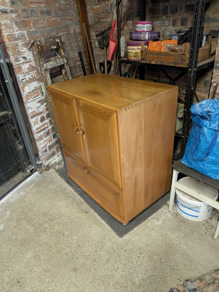 Vintage Ercol Windsor Solid Elm Media Unit TV Cabinet excellent ...