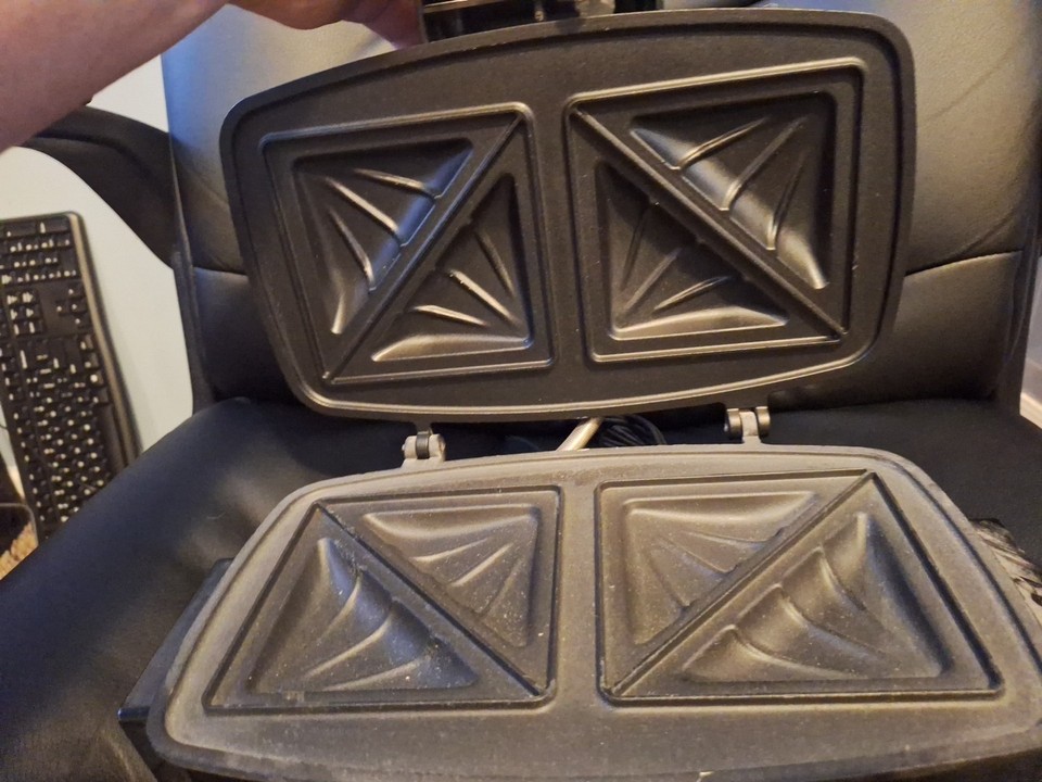 Toastmaster Snackster Vintage Snack 'n Sandwich Maker 294C - Black | eBay