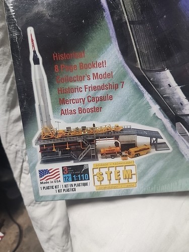 ATLANTIS EVERYTHING IS "GO" 1:110 Rocket Model SEALED NEW IN ORIGINAL ...